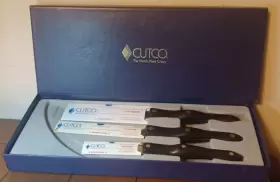 1831: SNACK KNIFE BOX, Cutco | $8.00